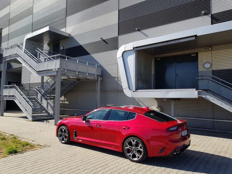 Kia Stinger – sedan super-sport – AUTOREPORT