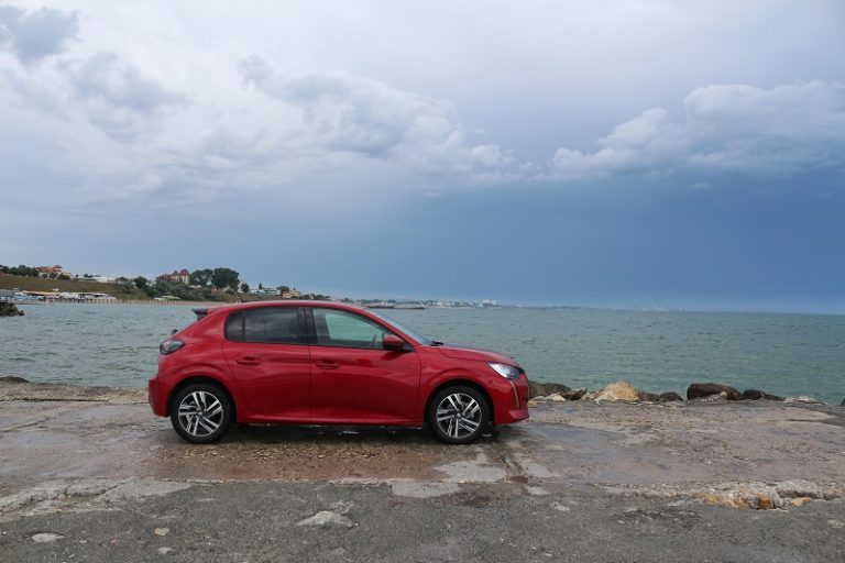 Peugeot 208 – subcompactă de drum lung – AUTOREPORT