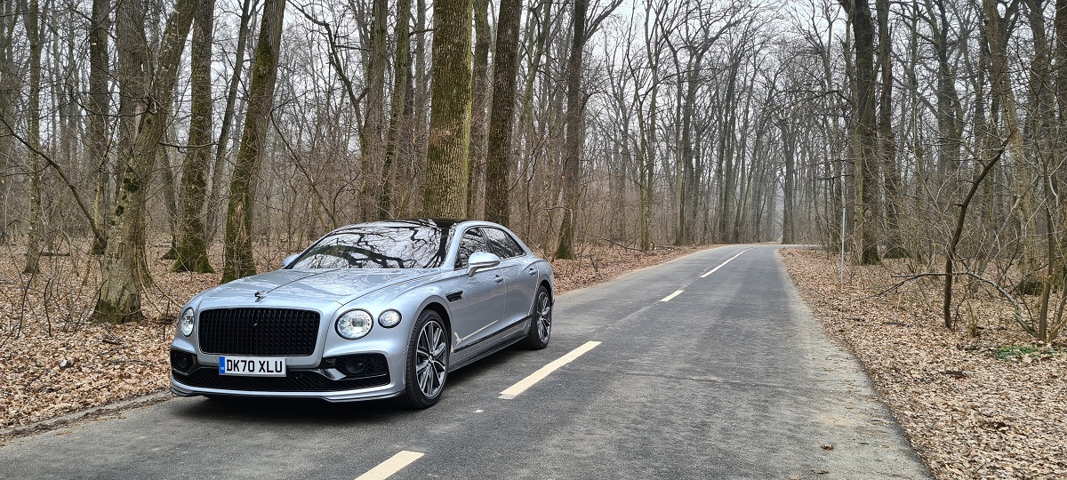 Bentley Flying Spur V8 – lux și pentru șofer – AUTOREPORT